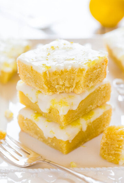 Zingy Lemon Brownies Recipe (Lemonies) - Averie Cooks