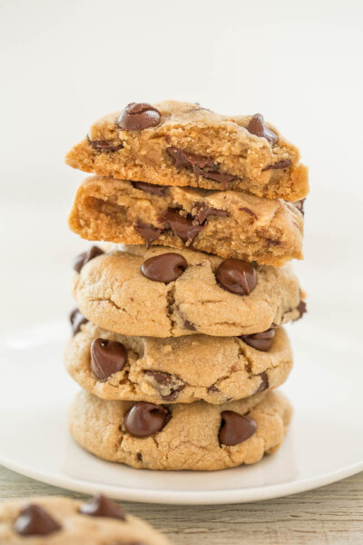 EASY Peanut Butter Chocolate Chip Cookies - Averie Cooks
