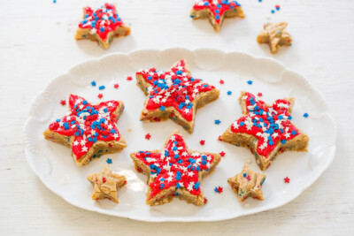 Star-Shaped Red, White, and Blue Cookies (No Rolling!) - Averie Cooks
