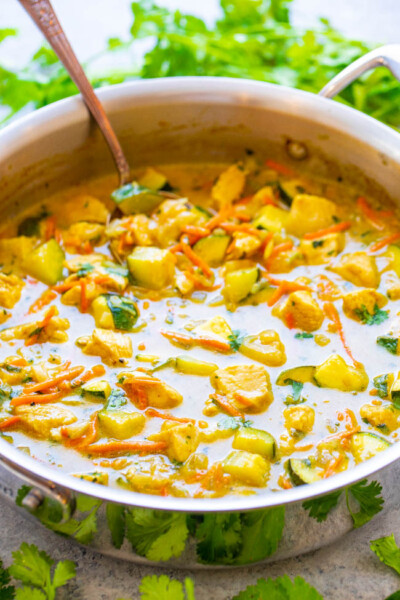 Green Thai Curry with Chicken - Averie Cooks