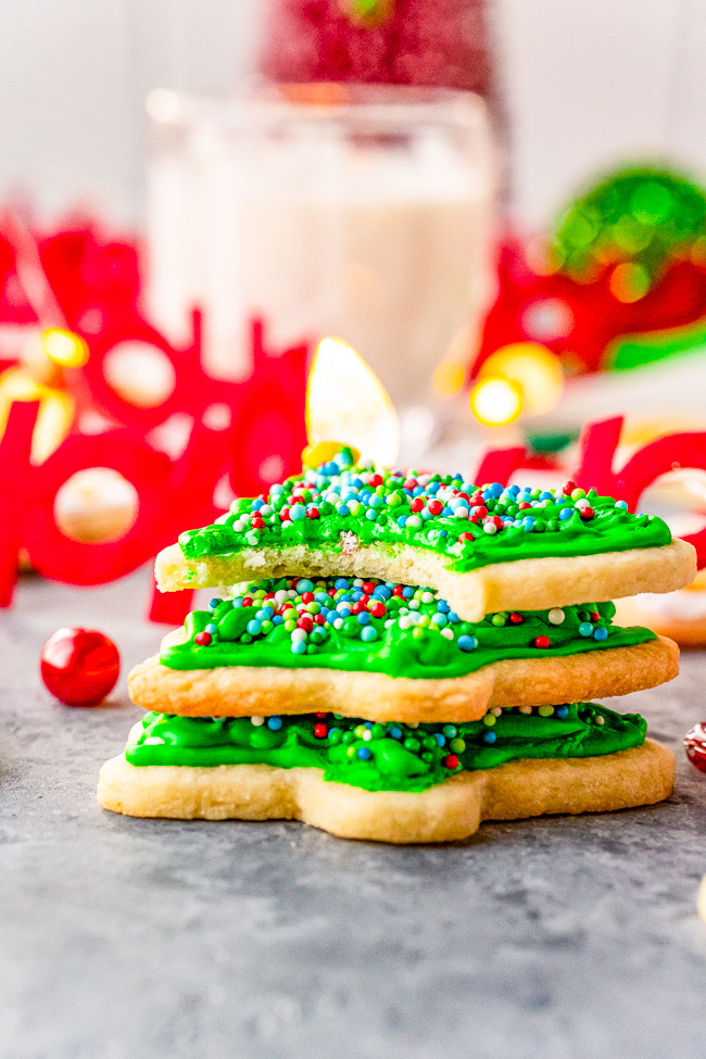 Christmas Cut Out Sugar Cookies - Averie Cooks