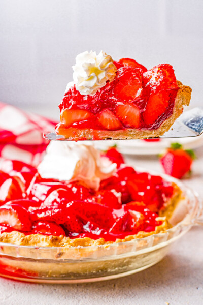 Glazed Fresh Strawberry Pie with Jello - Averie Cooks