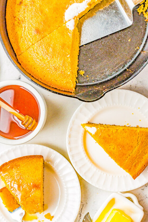 30-Minute Cast Iron Skillet Cornbread Recipe - Averie Cooks