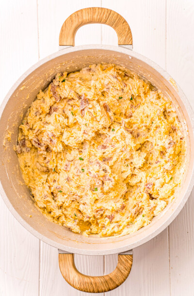 Cheddar Bacon Mashed Potatoes - Averie Cooks