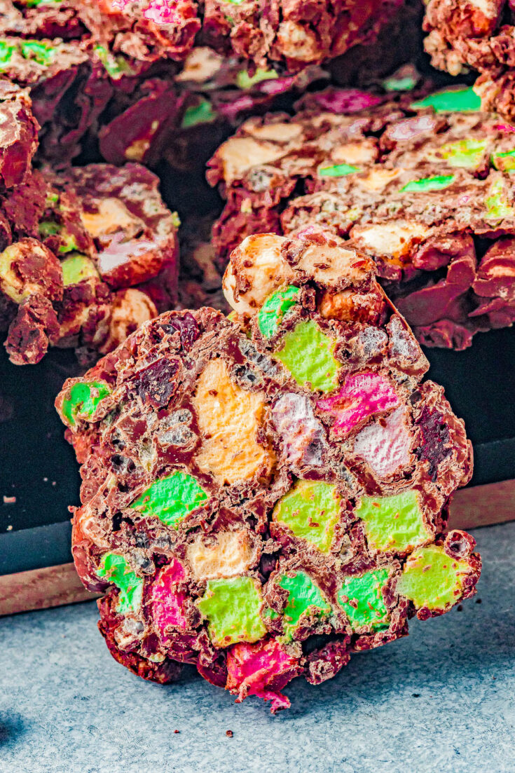 No-Bake Chocolate Stained Glass Candy – Desertridgems