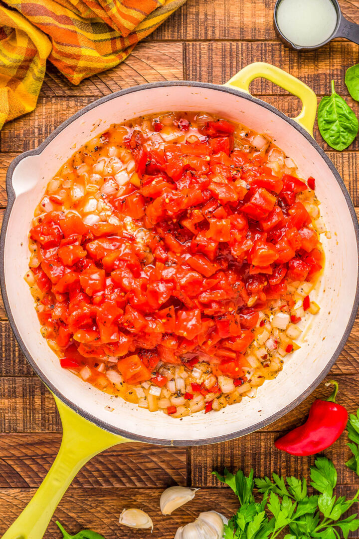 Easy Vodka Sauce Pasta - Averie Cooks