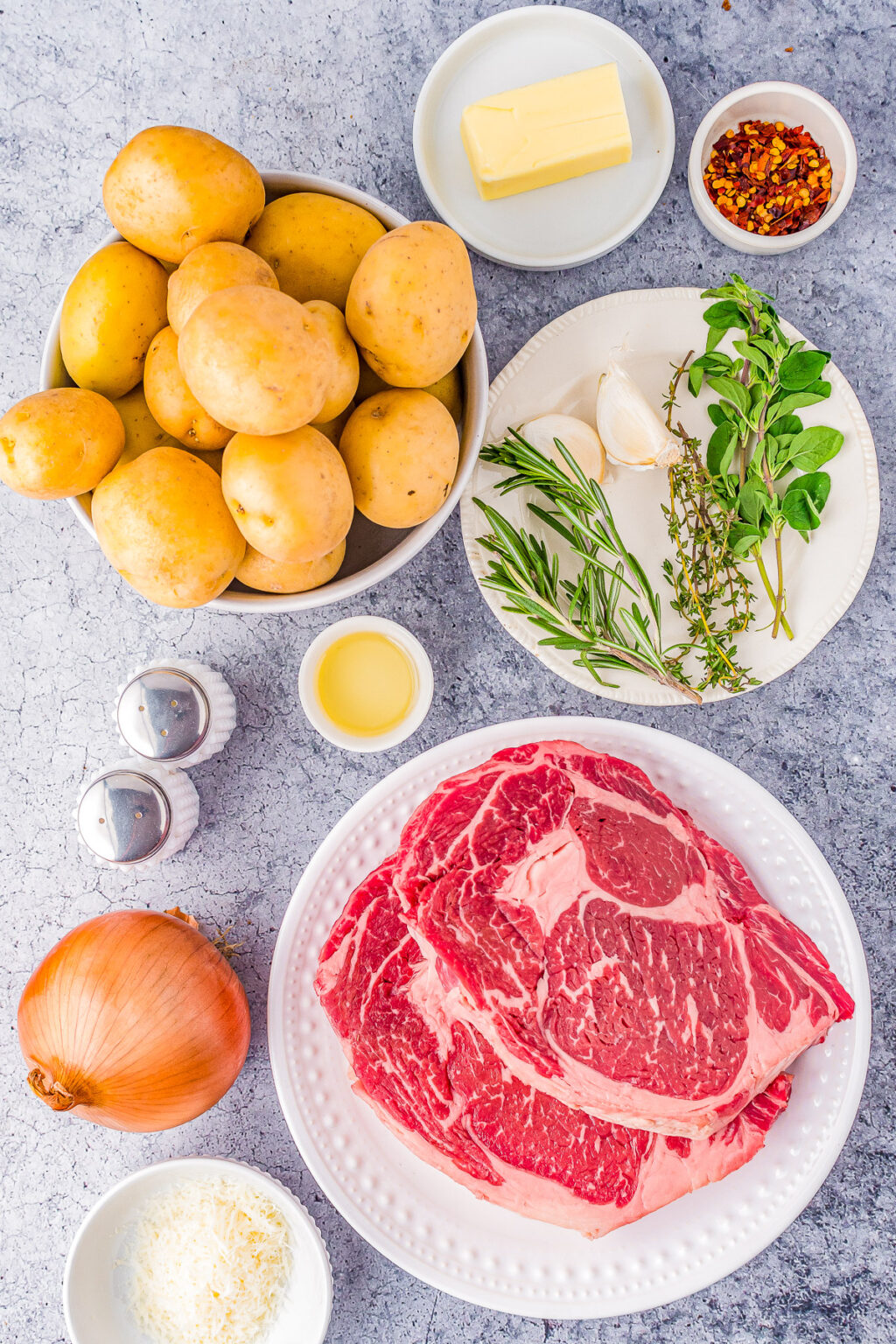 Garlic Butter Steak and Potatoes Skillet - Averie Cooks