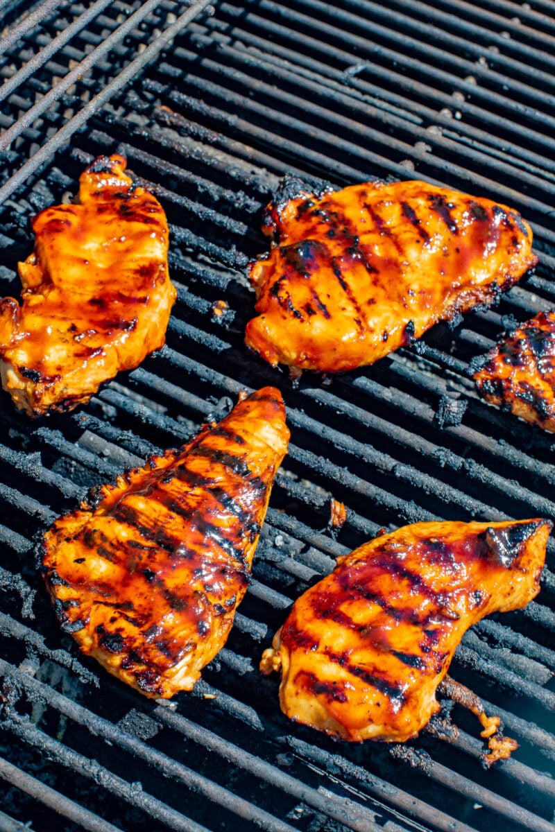 Spicy-Sweet Grilled Basil Chicken with Veggies - Averie Cooks