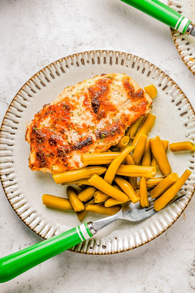 Easy Melt In Your Mouth Chicken (6 Ingredients!) - Averie Cooks