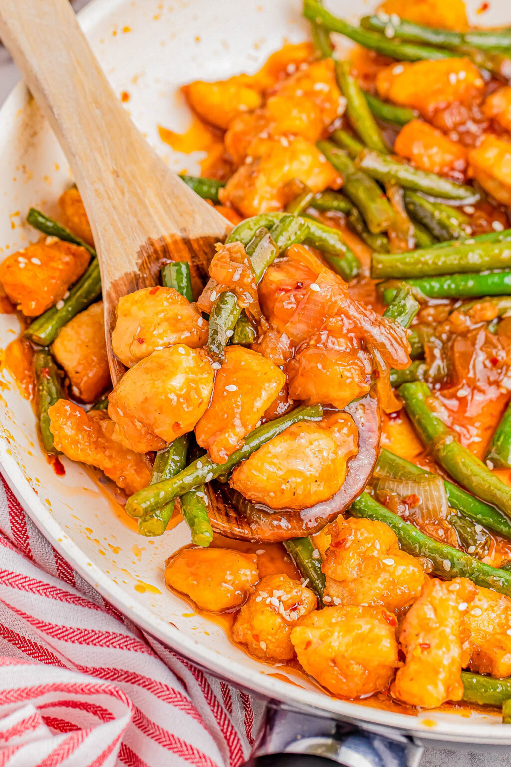 30-Minute Chicken and Green Bean Stir Fry - Averie Cooks
