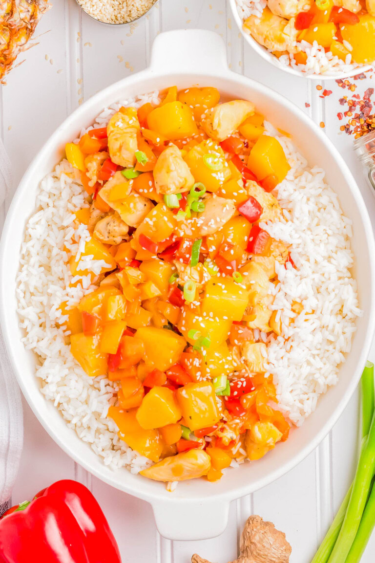 30-Minute Hawaiian Chicken and Pineapple Skillet - Averie Cooks